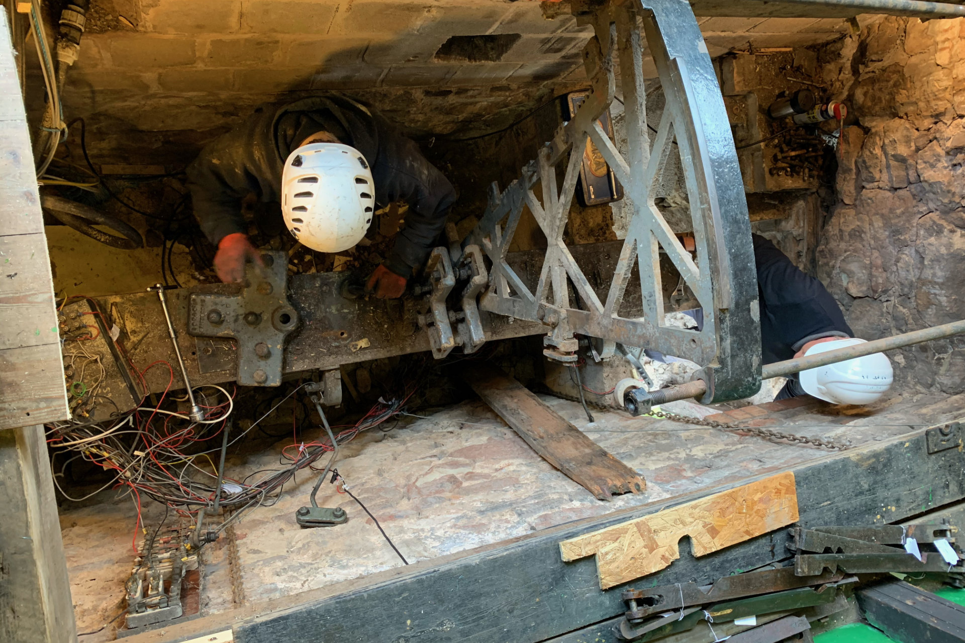 Trust's re-creation of Midford signalbox now in storage • S&DRT